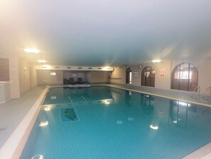 Casa de campo | Piscina | Piscina interna