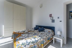 Apartamento | 1 quarto, Wi-fi grátis, roupa de cama fornecida 