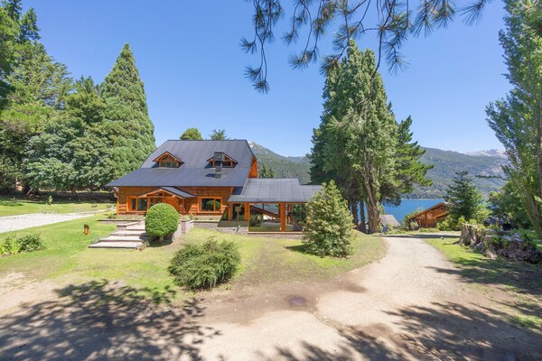 Villa Labrador Bariloche - San Carlos de Bariloche