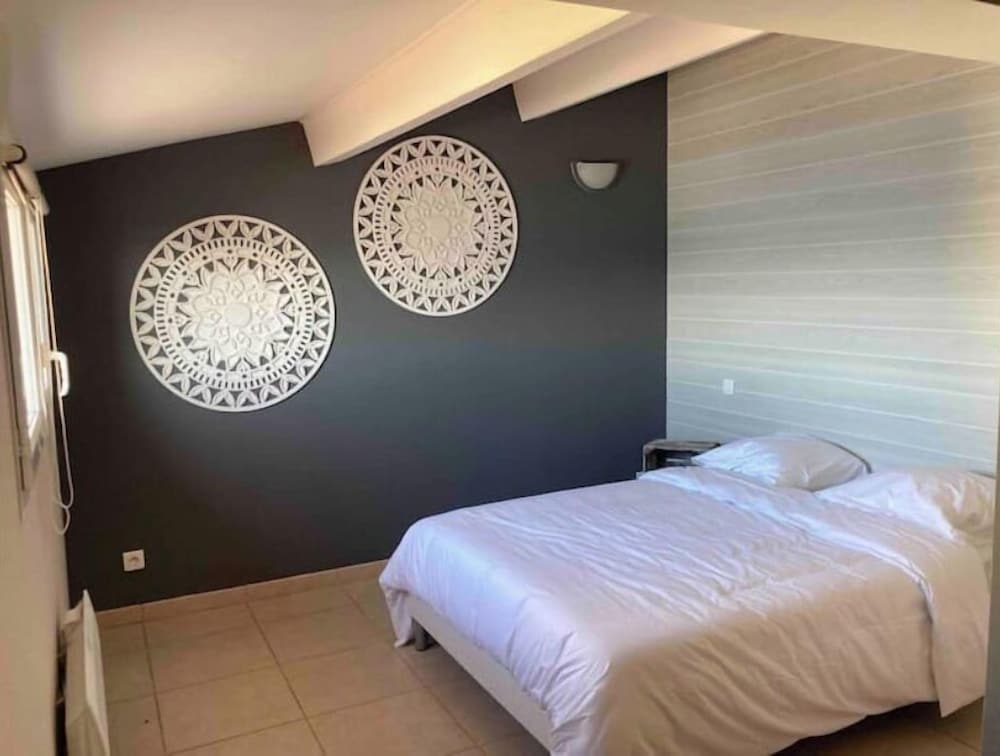 Nouveau :Villa Avec Spa Sur L'étang De L'or - Lattes