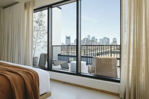 Penthouse | Roupa de alta qualidade, edredões de penas, camas de colchão pillowtop