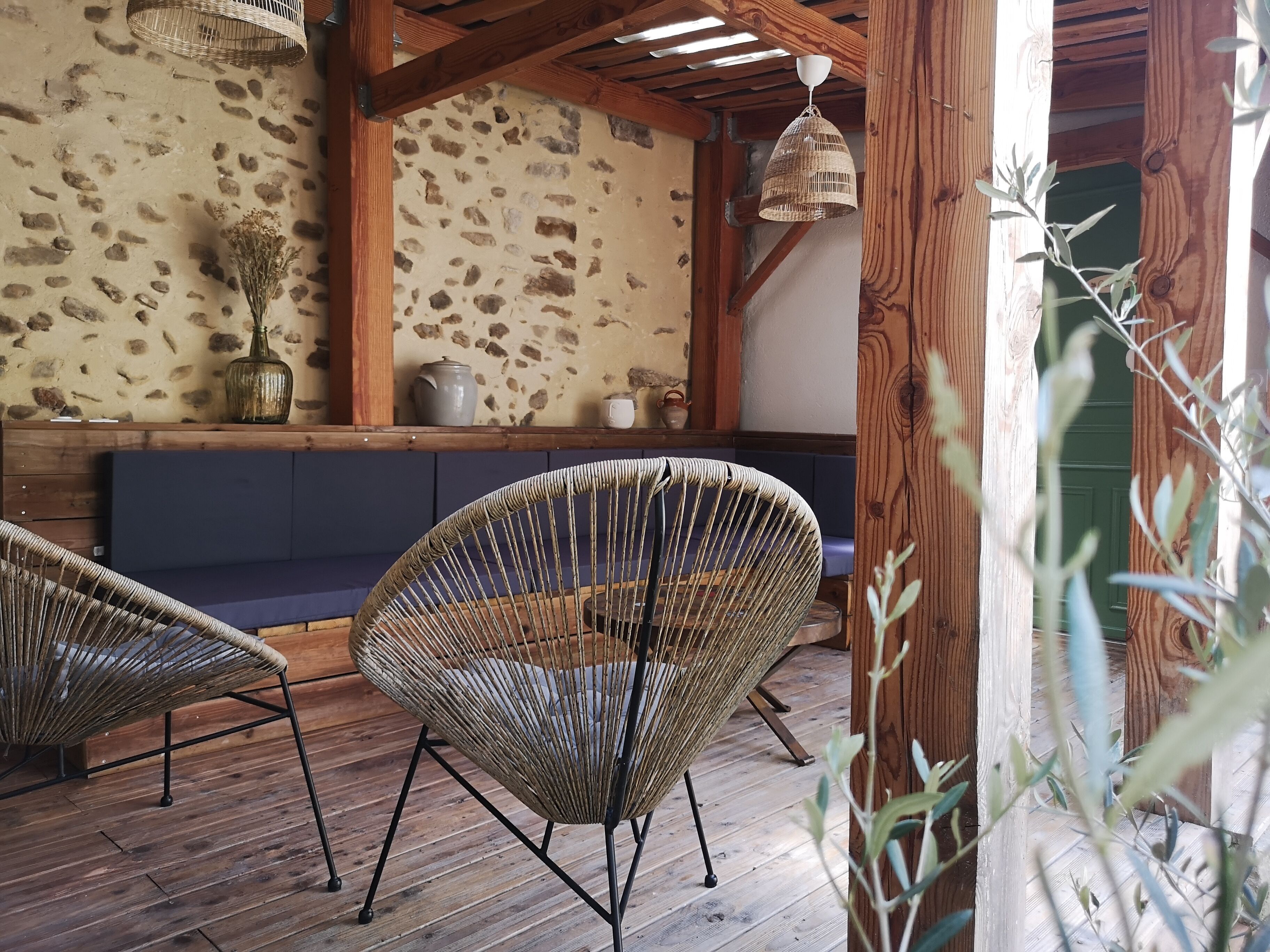 Un Havre De Tranquillité, - Nyons