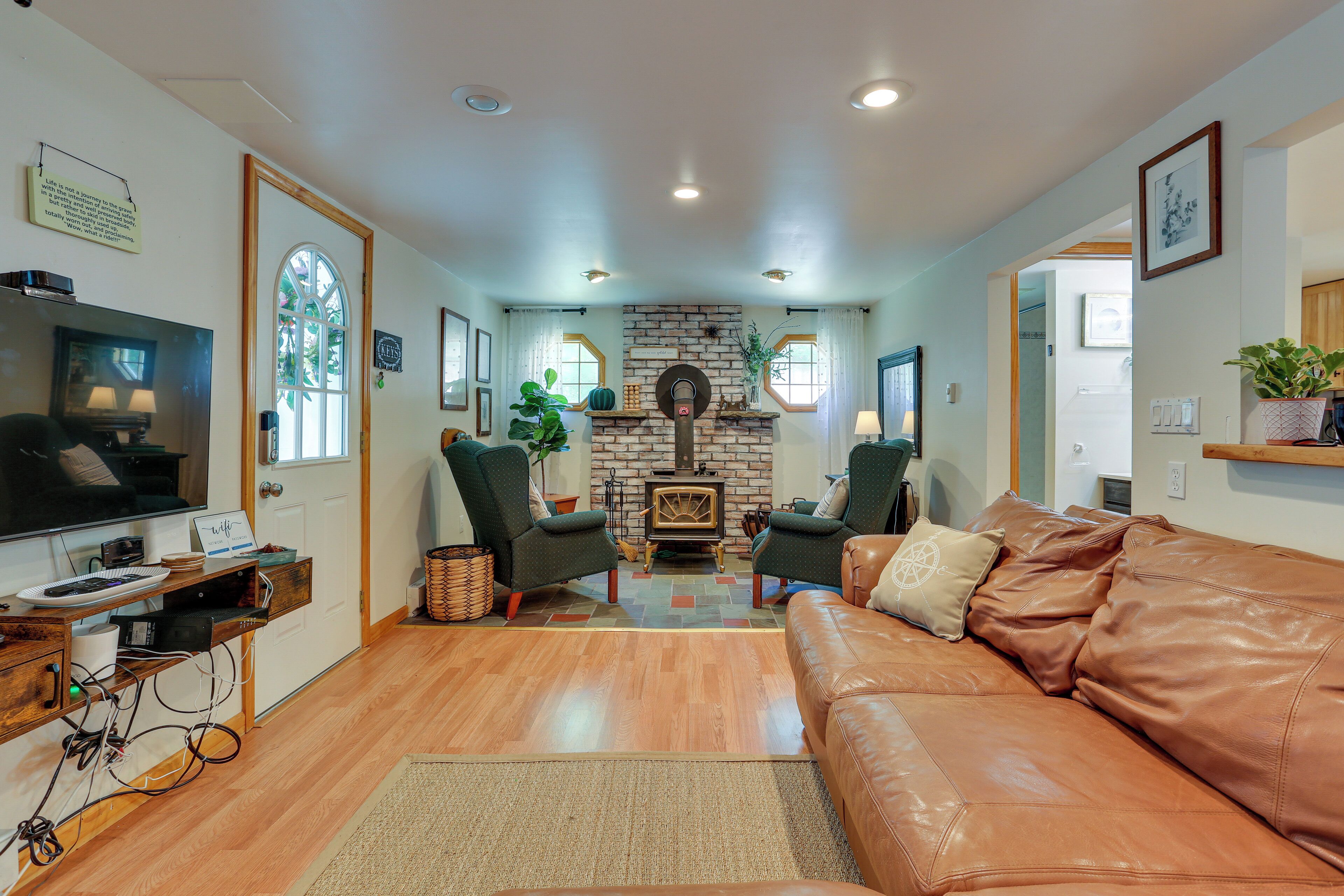 Huguenot Retreat W/ Screened Porch & Lake Access! - State of New York