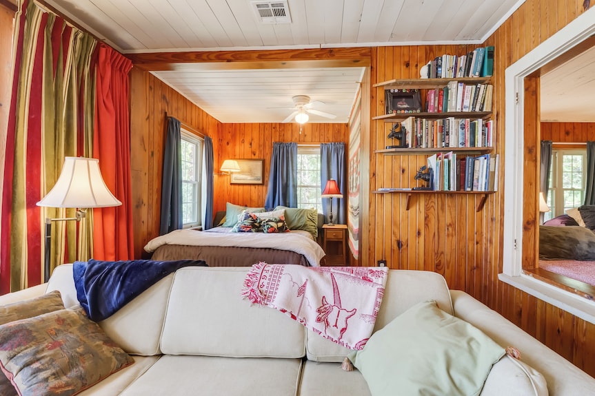 Swim Dock + Views: Lakefront Afton Vacation Rental - Spavinaw Lake, OK