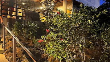 Fachada da propriedade