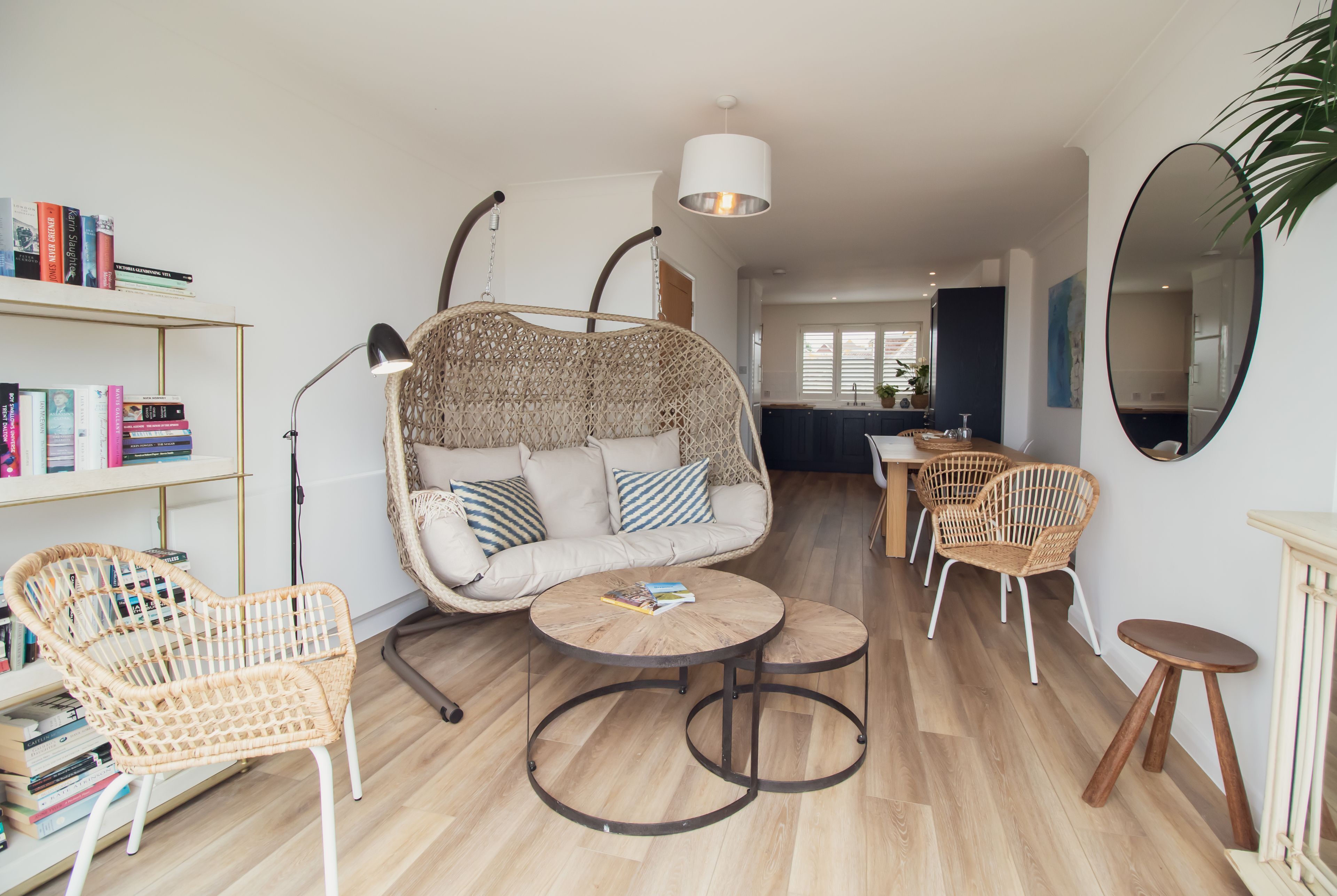 The Beach Box  -  A Houses  That Sleeps 6 Guests  In 3 Bedrooms - West Sussex