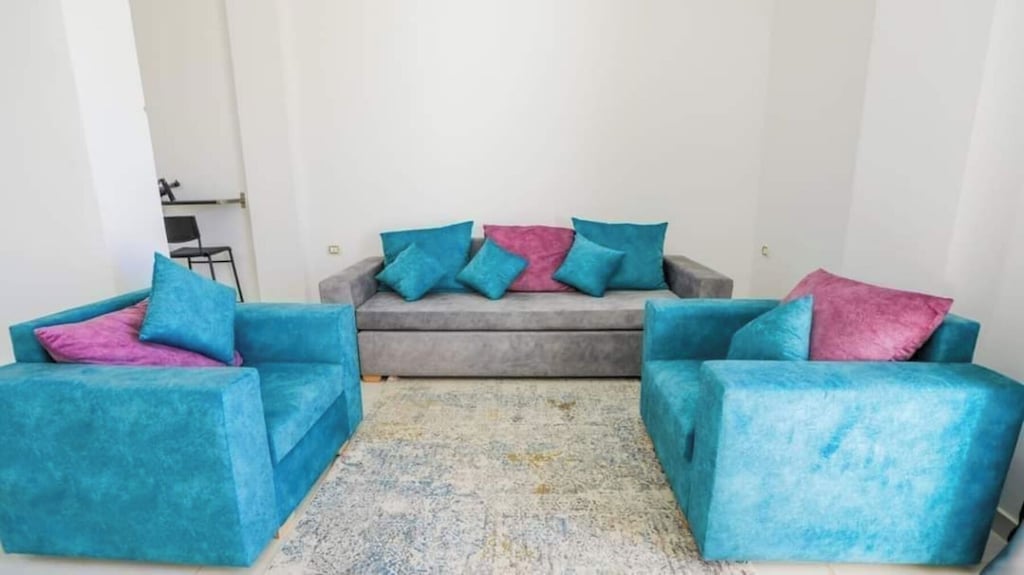 Stunning 1 Bedroom Apartment Just Steps Away From The Beach! - Egypt