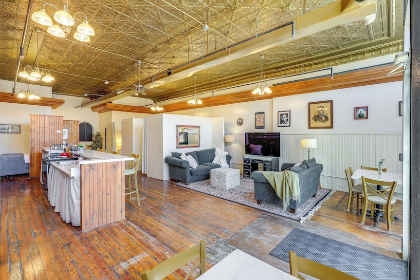 Cozy Abode In Historic Yankton - Heart Of The City - Yankton, SD