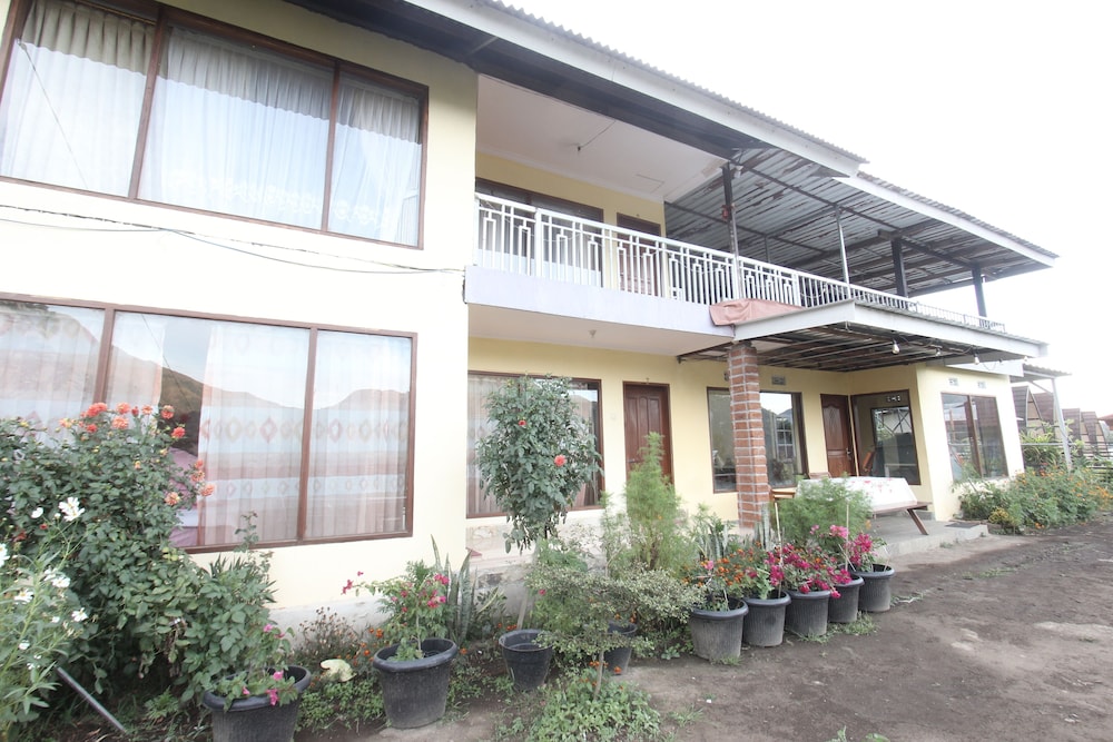 Hotel O Gemilangnearpuncak Pusuk Sembalun - Lombok