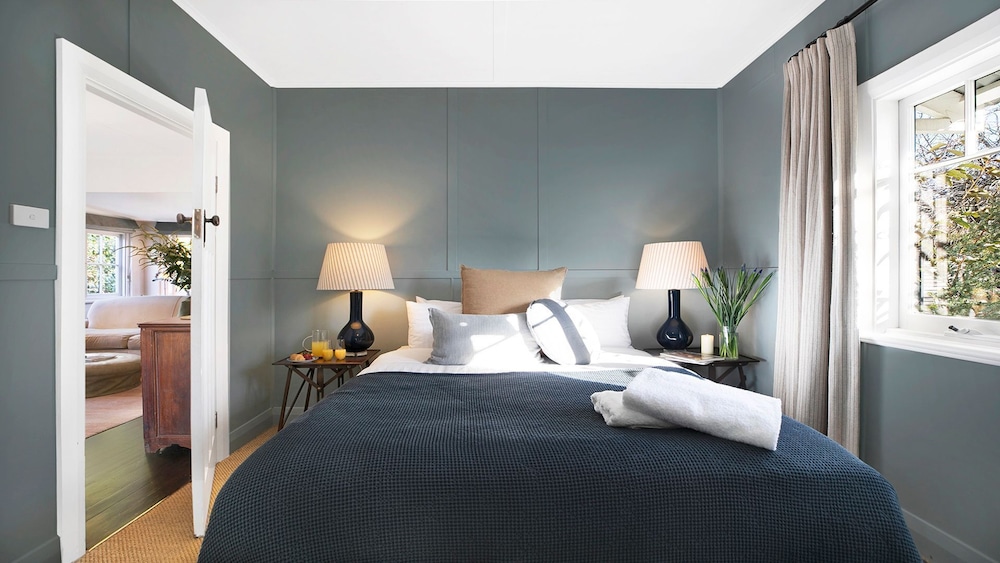 Werona Cottage Stay5 Pay 4 - Burrawang