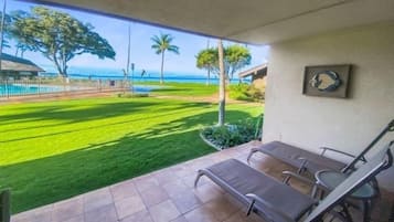 Apartamento em Condomínio Fechado, 1 quarto | Terraço/pátio interior