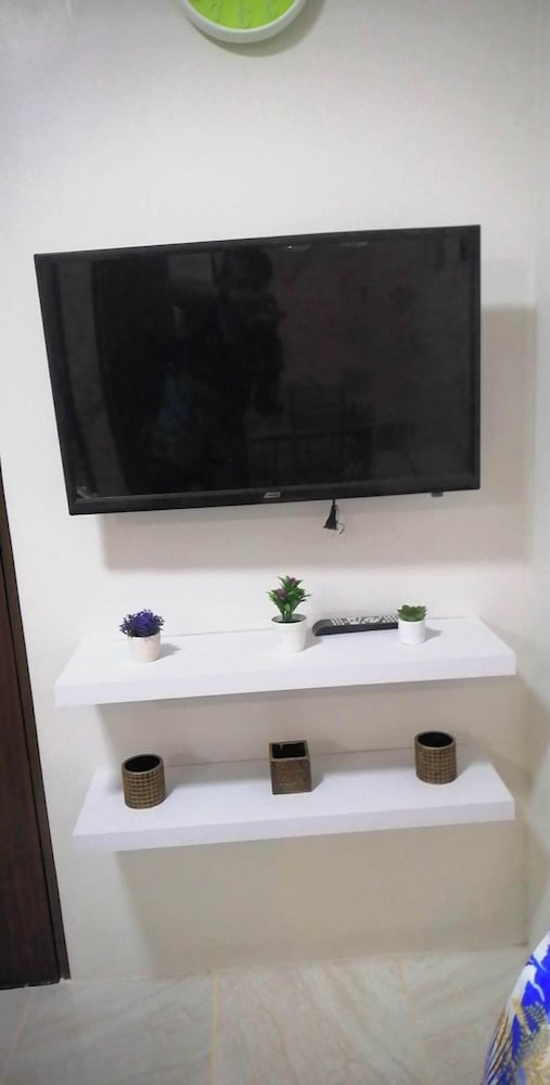 Urban Deca By Gracey 2 Br Mandaue Cebu - Cebu