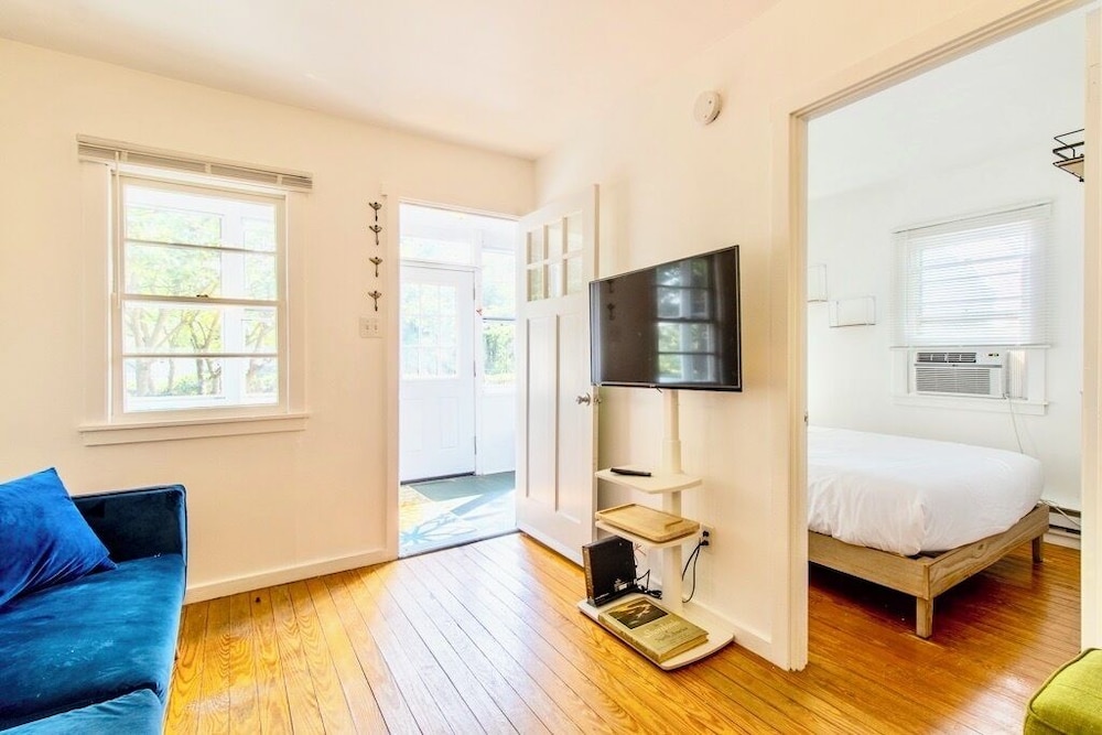 Cozy Private North Cape Bay Cottage Near Beaches! - Cape May, NJ