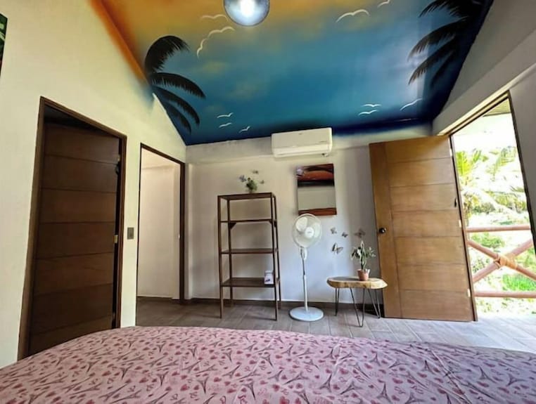 Casa Aurora - Casa Las Palmas - Playa La Saladita - Surf - Michoacán