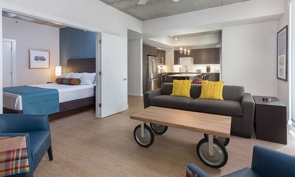 Studio Unit/austin - Full Kitchen, W/d, Rooftop Pool, & More! - SXSW (South by Southwest) - Austin