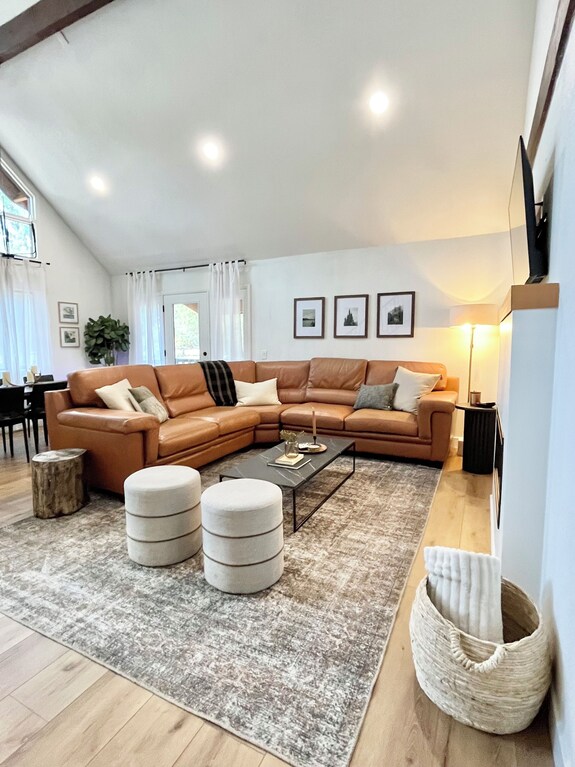 Newly Remodeled Pinetop Chalet! Family Friendly Near Golf, Lakes & Sunrise Ski! - Arizona