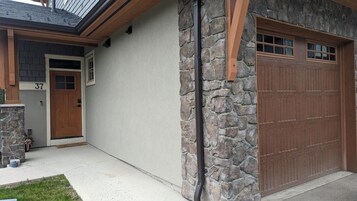 Condo, 2 quartos | Fachada