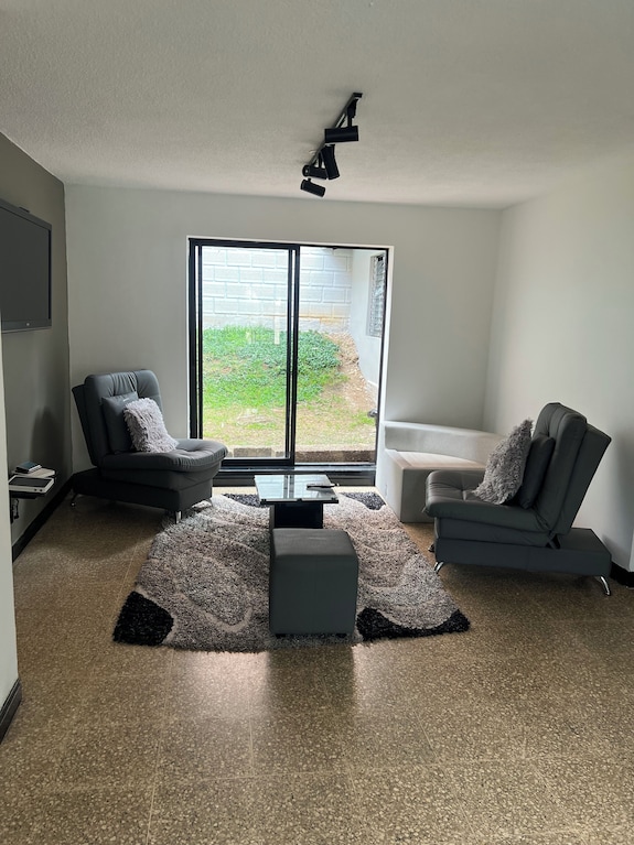 Hermosa Casa En Medellin - Medellín