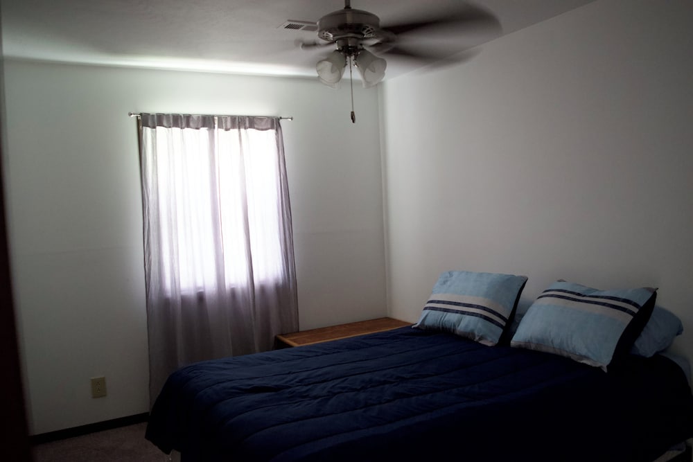 Beautiful And Peaceful Home Located Just 10 Minutes From The White River! - Mountain Home, AR