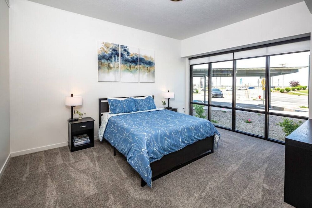 Apartment 2110 · Luxury Style 2 Bed 2 Bath Apartment - Salt Lake City Airport (SLC)