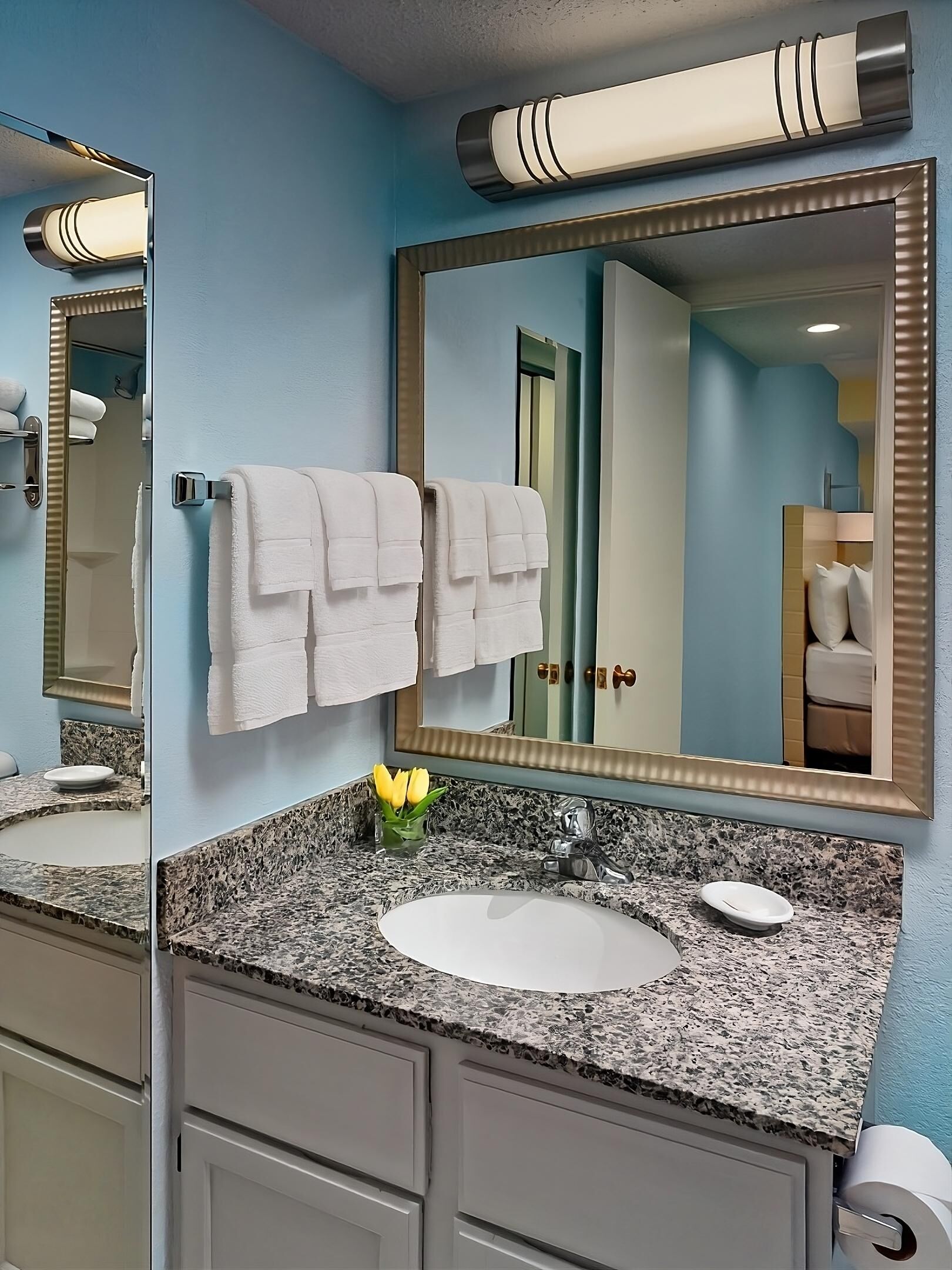 A Place You'll Surely Enjoy! Full Kitchen, Free Breakfast, Pets Allowed - Newark, DE