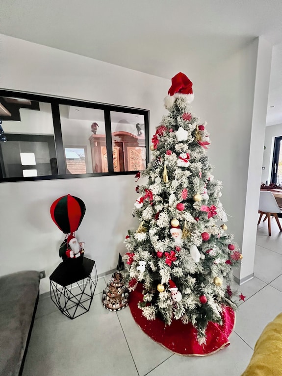 Villa 5 Chambres 13 Personnes \Npiscine Bain Nordique Billard Salle De Sport . - Le Parc du Petit Prince