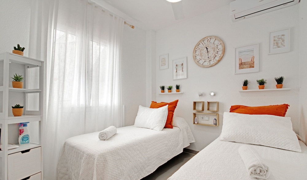 Villa 'Casa Esther' Con Vistas Al Mar, Wi-fi Y Aire Acondicionado - Dénia
