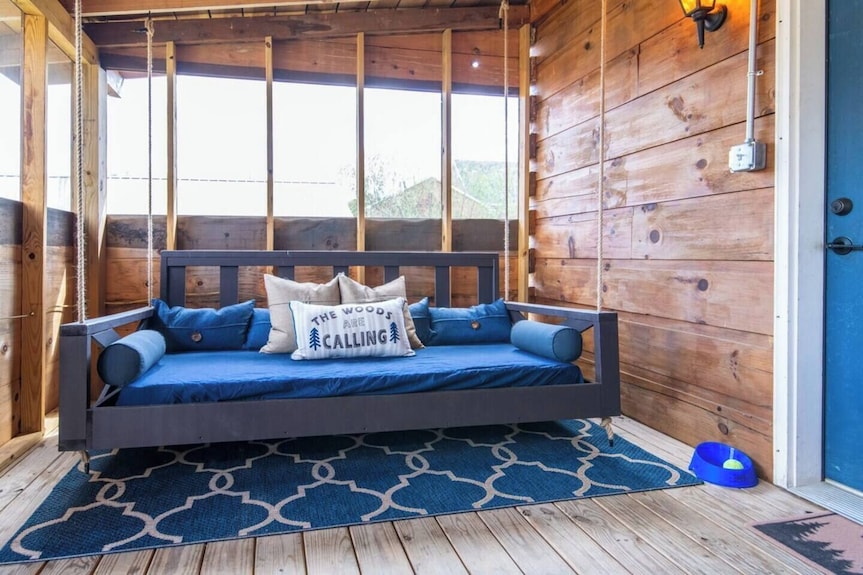 This Cabin Is A 4 Bedroom(s), 2 Bathrooms, Located In Stanton, Ky. - Clay City, KY
