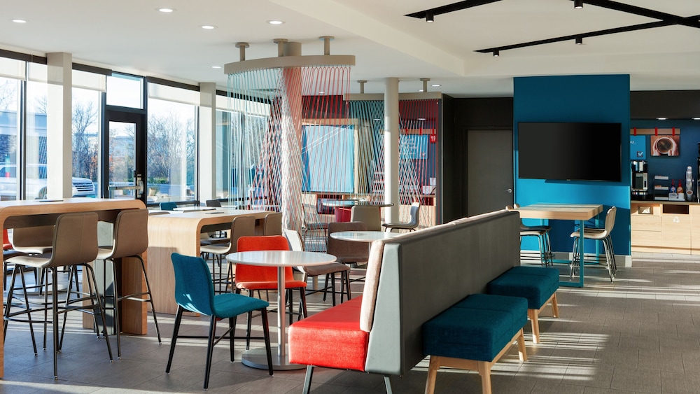 アビッド ホテルズ フォート ペイン Ihg ホテル - メントーン, AL