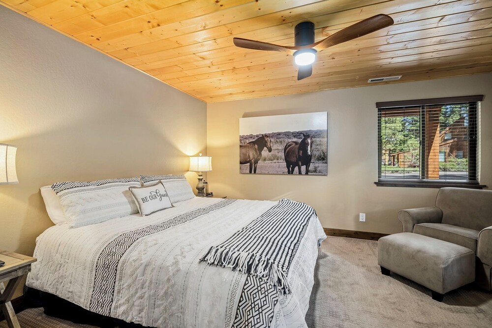 Modern Alpine Retreat, Private Hot Tub, Near Northstar Resort And Trails - Lake Tahoe