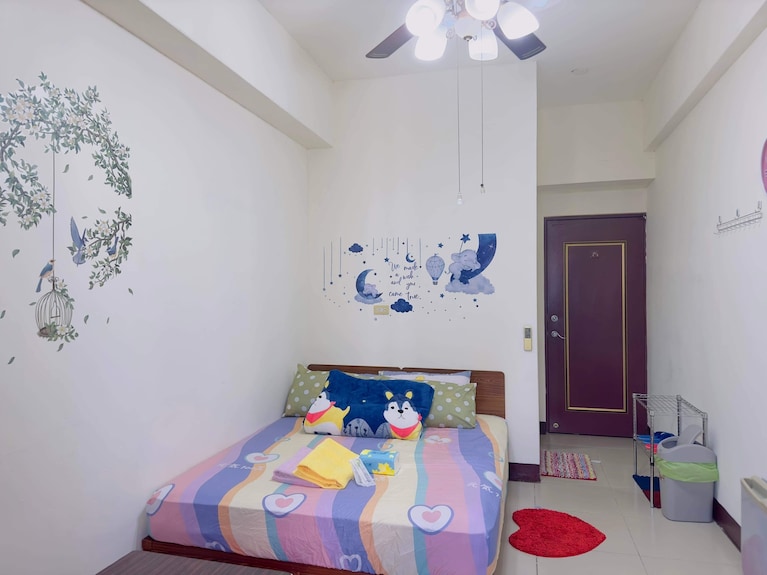 This Room Have Its Own Private Bathroom, Bed, Cabled Tv, Wardrobe And Balcony. - Hsinchu County