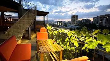 Quarto casal urbano | Vista da sacada