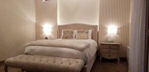 #3 PROVENCE | 1 quarto, roupas de cama premium, edredons de pluma, camas Tempur-Pedic