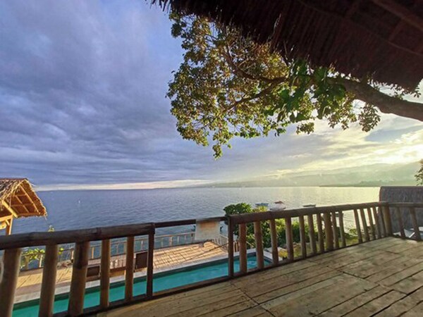 Casay Beach House - Dalaguete