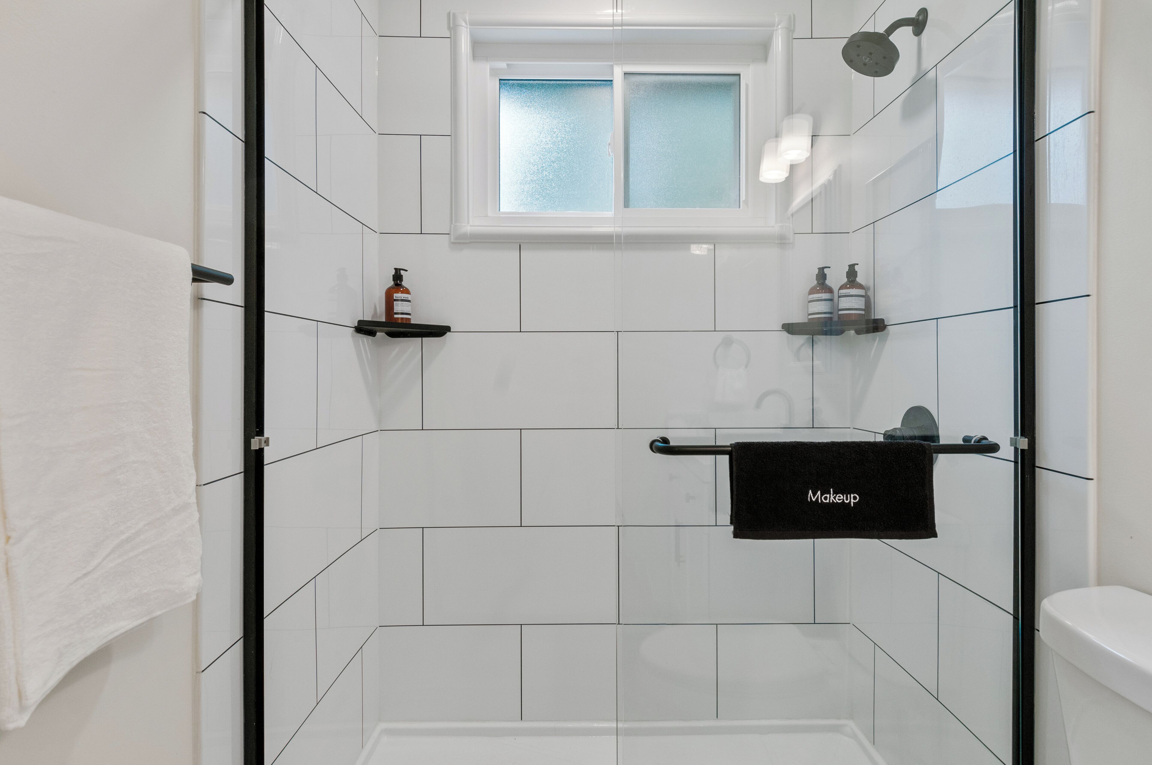 Charming Studio Near Ucr, Downtown & Plazas - Fontana, CA
