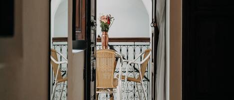 Quarto Duplo Superior | Wi-fi grátis, roupa de cama fornecida