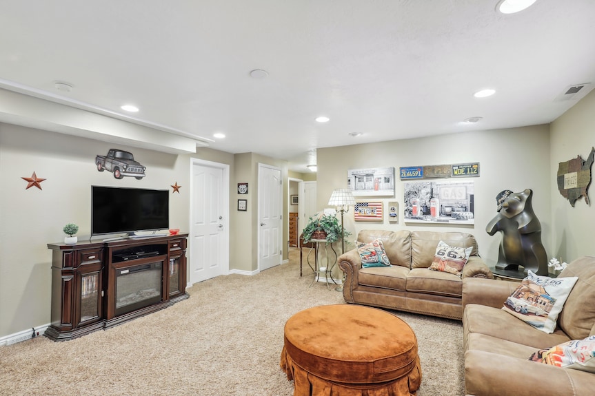 Cozy American Fork Retreat W/ Electric Fireplace - Highland, UT