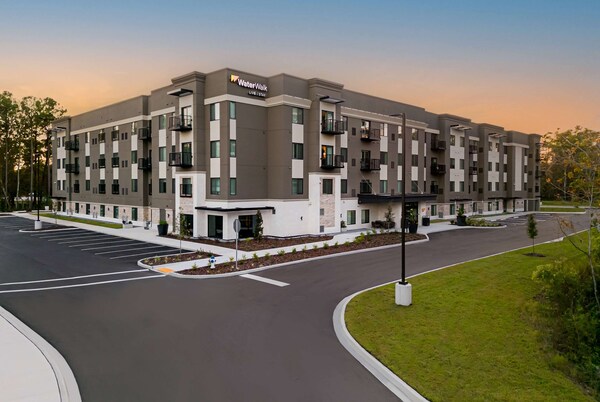 Waterwalk Extended Stay By Wyndham Jacksonville Deerwood Pk - Ponte Vedra Beach, FL
