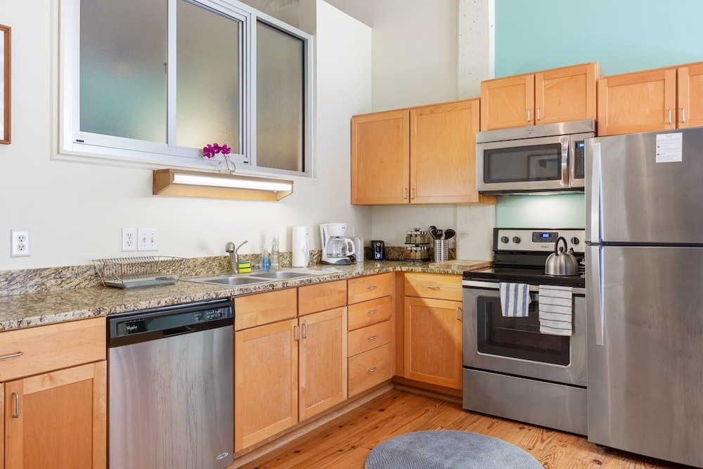 Ask For Discount-city Center Walk Everywhere Wifi - Chapel Hill, NC