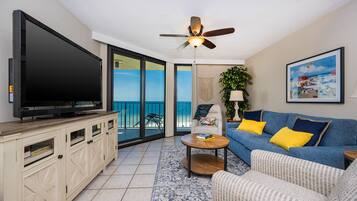 Apartamento em Condomínio Fechado, 2 quartos | Sala de estar