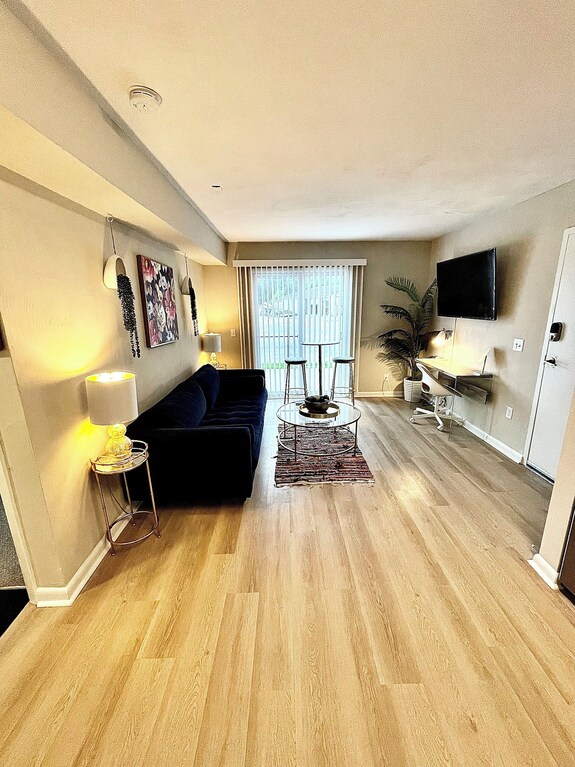 Gorgeous Chics Beach Guesthouse Pet & Child Friendly. No Stairs, Private Parking - Norfolk