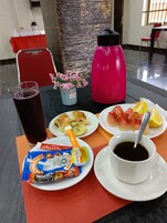 Pequeno-almoço tipo buffet diário incluído 