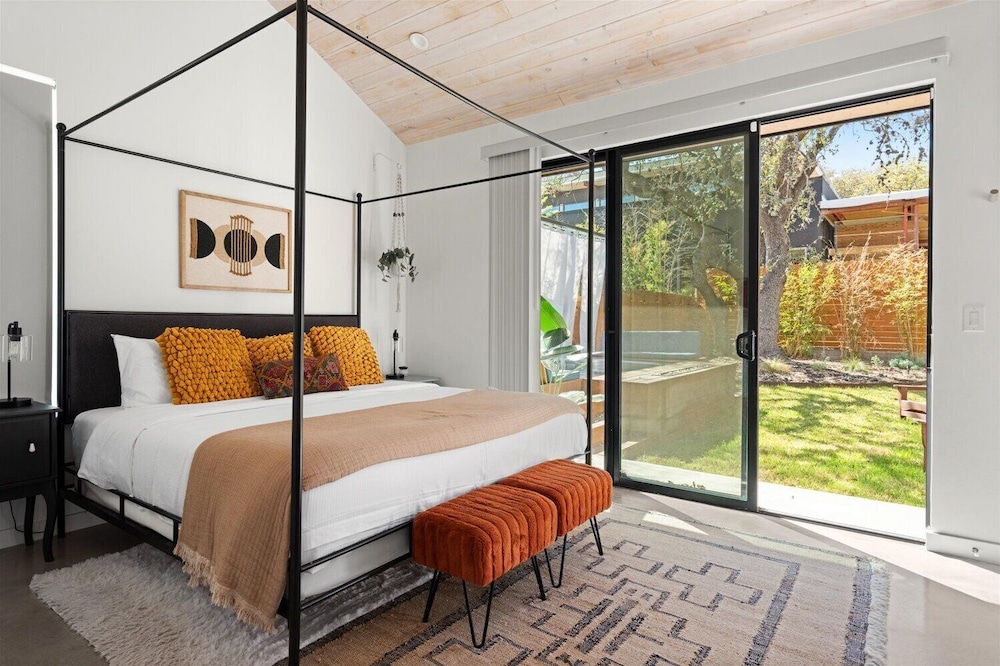 Bouldin Villa + Cold Plunge Pool-la Casa Barton! - Austin, TX