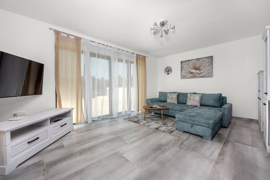 Bezaubernde Villa West Mit Pool Und Whirlpool - Istrien