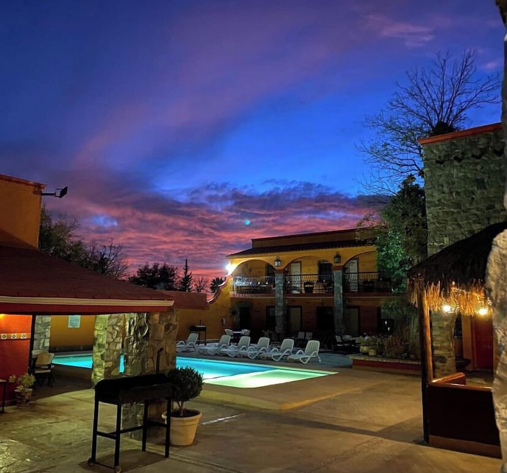 Hotel Quinta Sta Cecilia - Coahuila