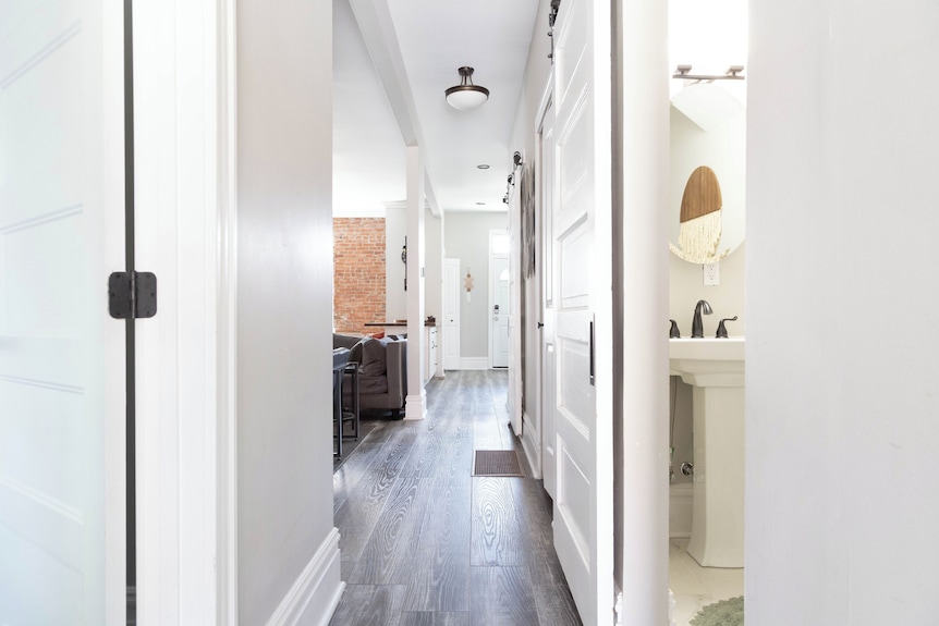 Beautiful 6br Fox Park Home // 1st Floor Master Bed And Bath + Private Parking! - セントルイス, MO