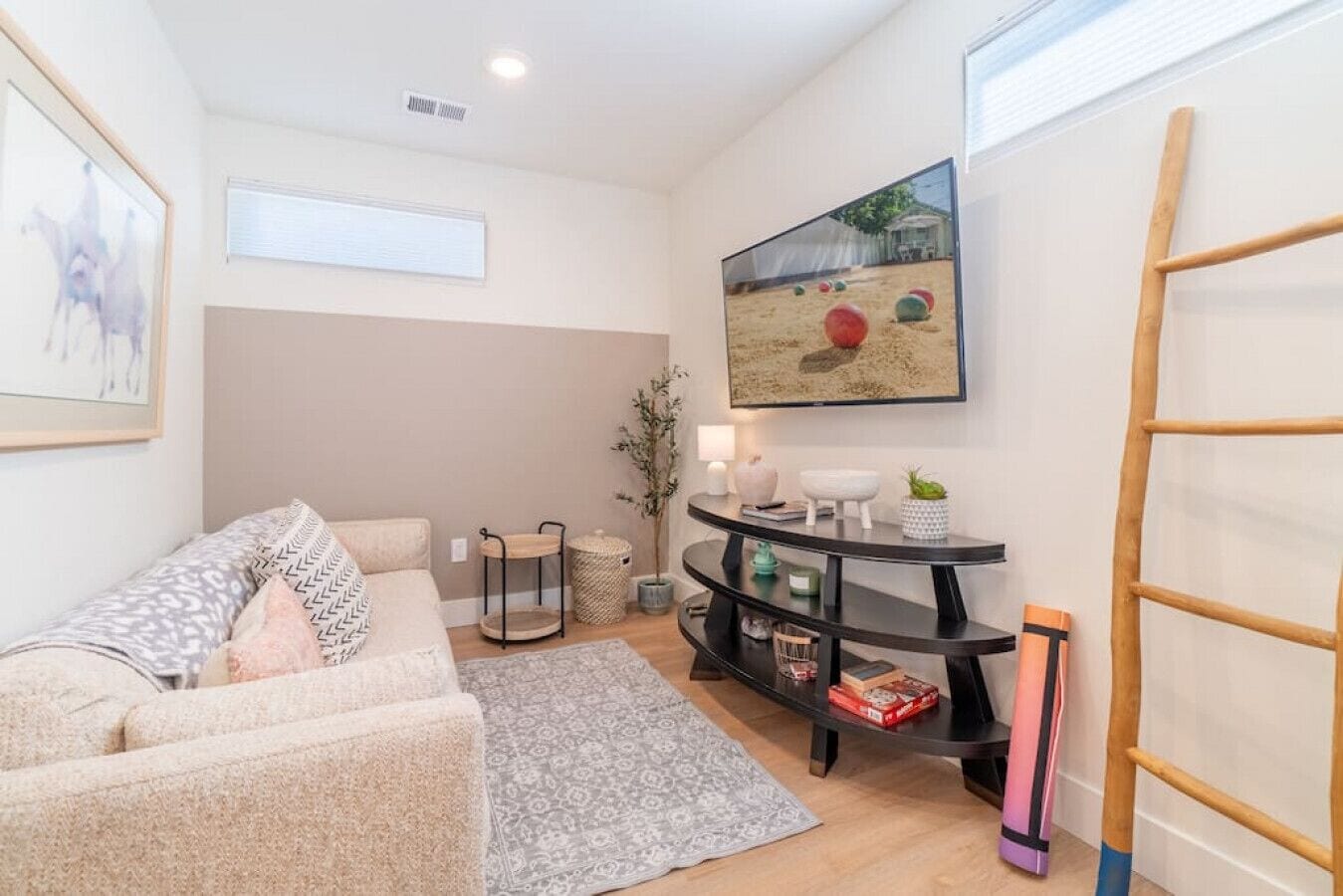 Reno Oasis: Stylish 1-bedroom Escape - Reno