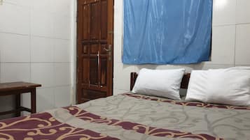 Quarto casal econômico | Roupa de cama