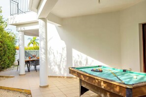 Villa (4 Bedrooms) | Exterior