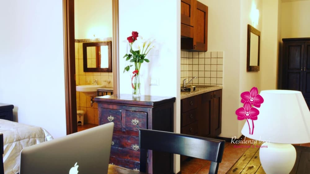 Studio Apartment With Terrace In The Greenery In The Center Of Teulada. - Sardinia